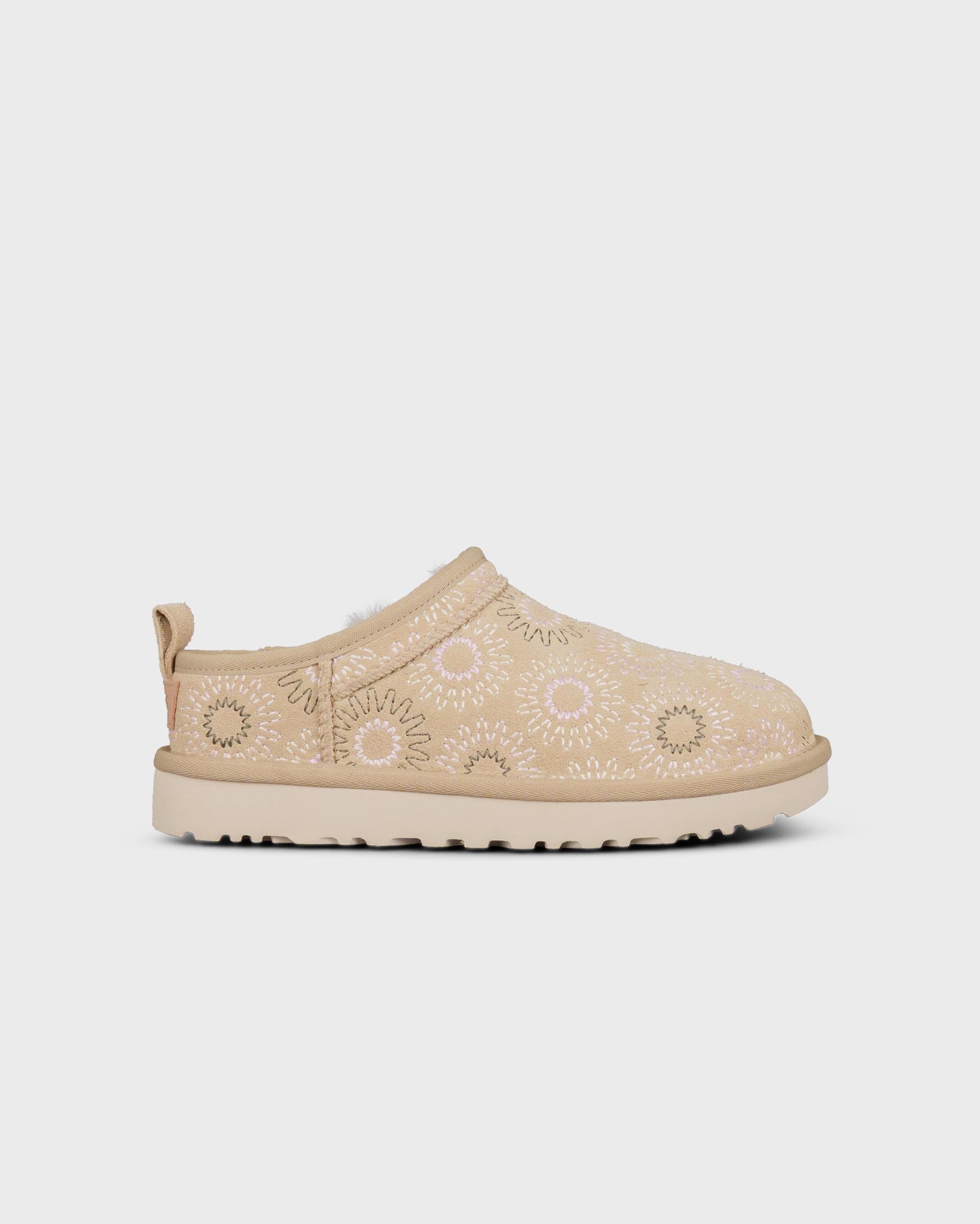 UGG Pantolette Classic Micro Sun Stitch Mustard Seed – myMEID